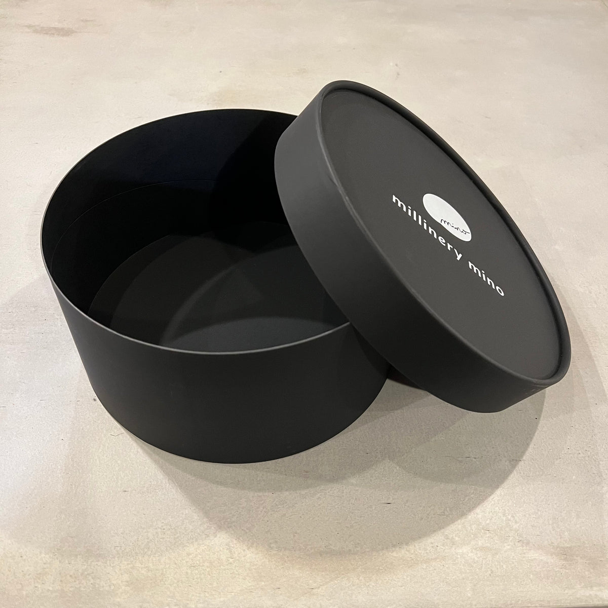 Hat box for head piece – millinery mino